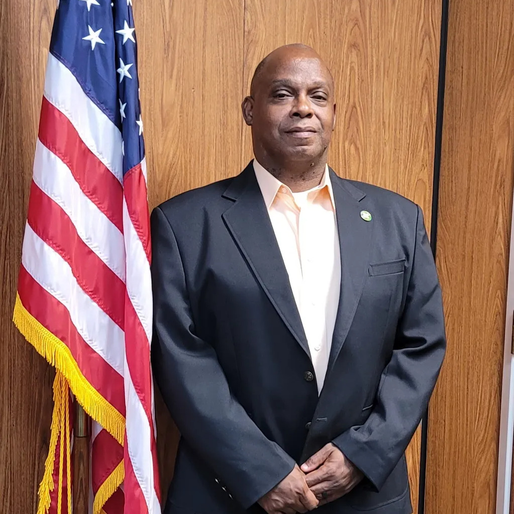 Vince Feggins - Bama Politics